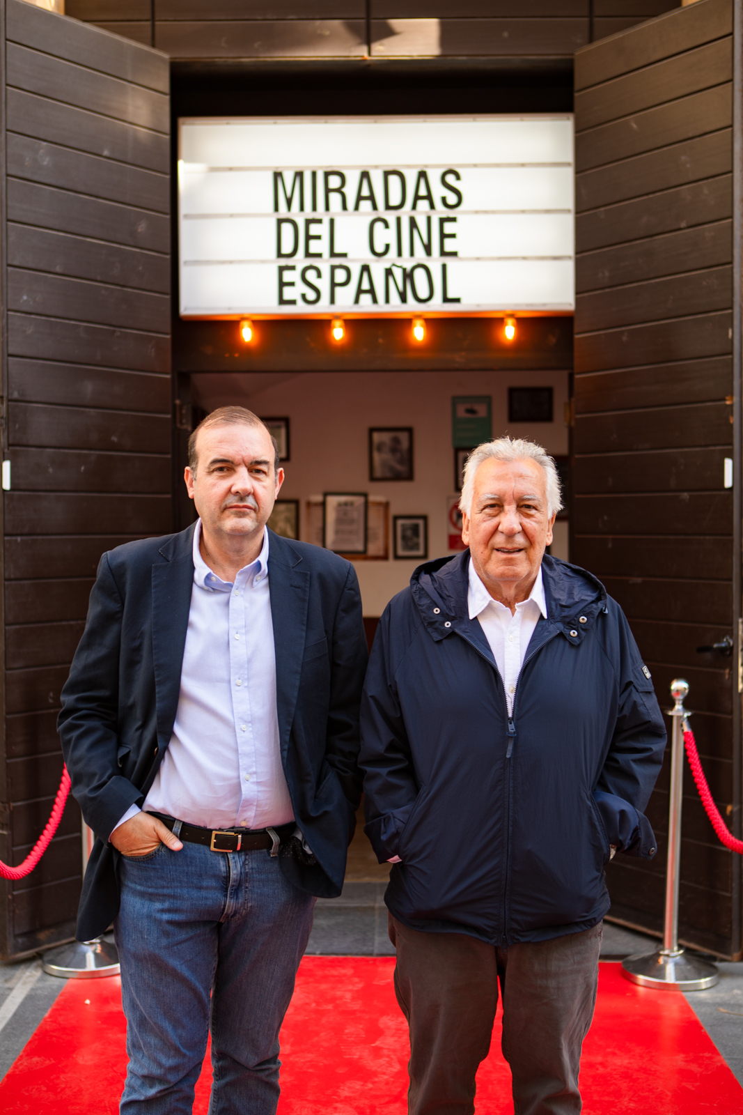 Charla 'Encuentros con directores de cine' con Enrique Iznaola e ...